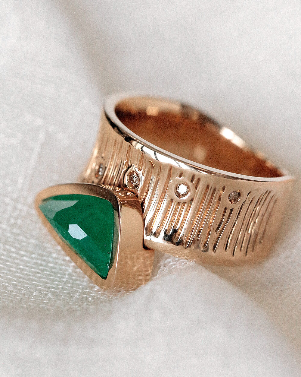 C18501 - Triangular Jade with White Dia Ring - 순희주얼리